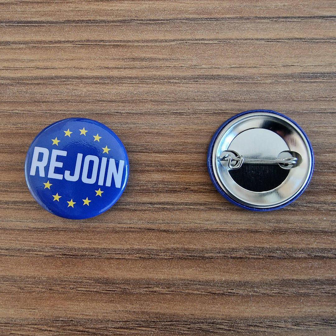 Rejoin pin badge – Stay European